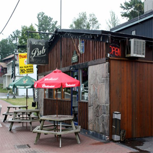 bala falls pub - The Great Canadian Wilderness
