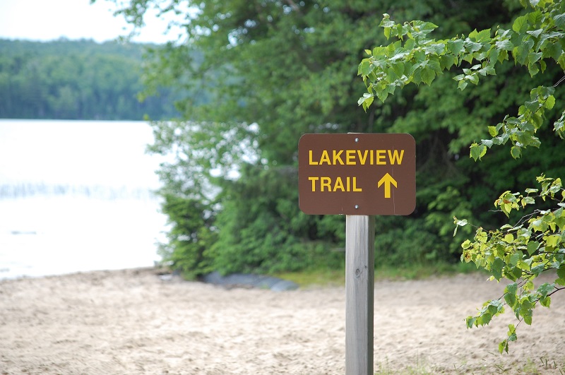 Lakeview trail resized - The Great Canadian Wilderness