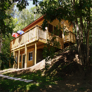 Sunny Point Resort, Cottages and Inn - The Great Canadian Wilderness