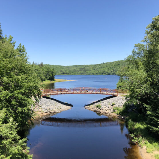 Arrowhead Provincial Park - The Great Canadian Wilderness