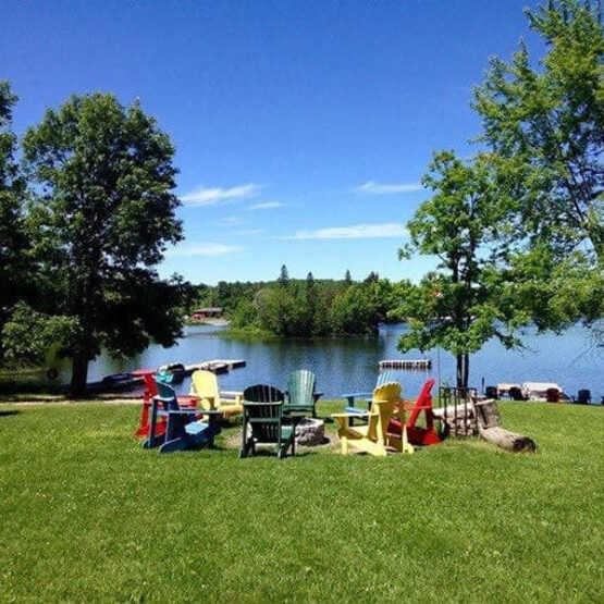 Four Winds Cottage Resort - The Great Canadian Wilderness