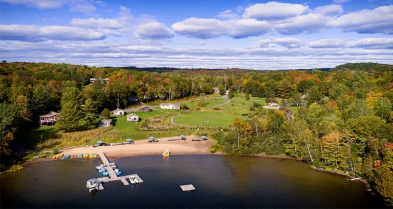 Iconic Canadian Resorts Just North of Toronto